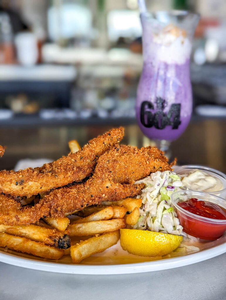 Restaurants Near Pearl Harbor: Where to Eat that You Can Walk To