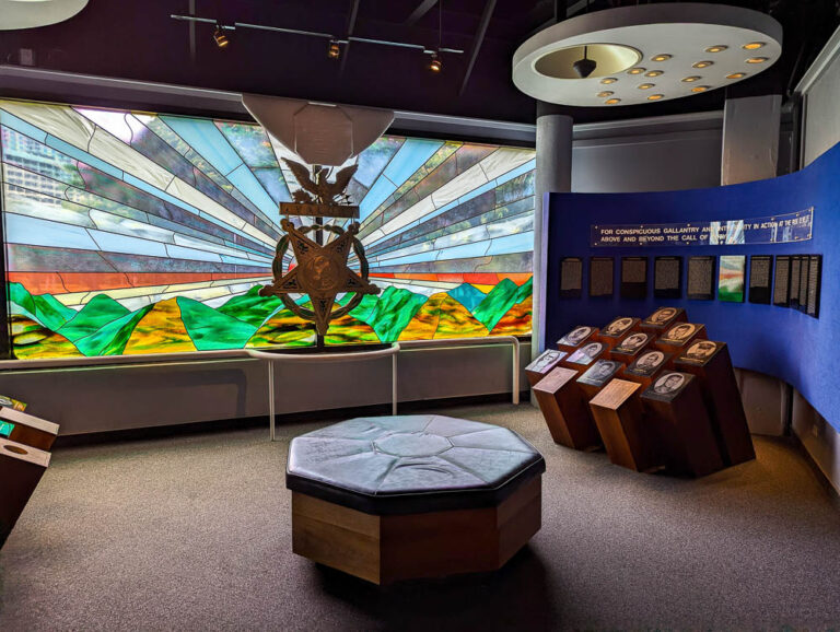 24 Unforgettable WWII Sites on Oahu: Museums, Ruins, & More