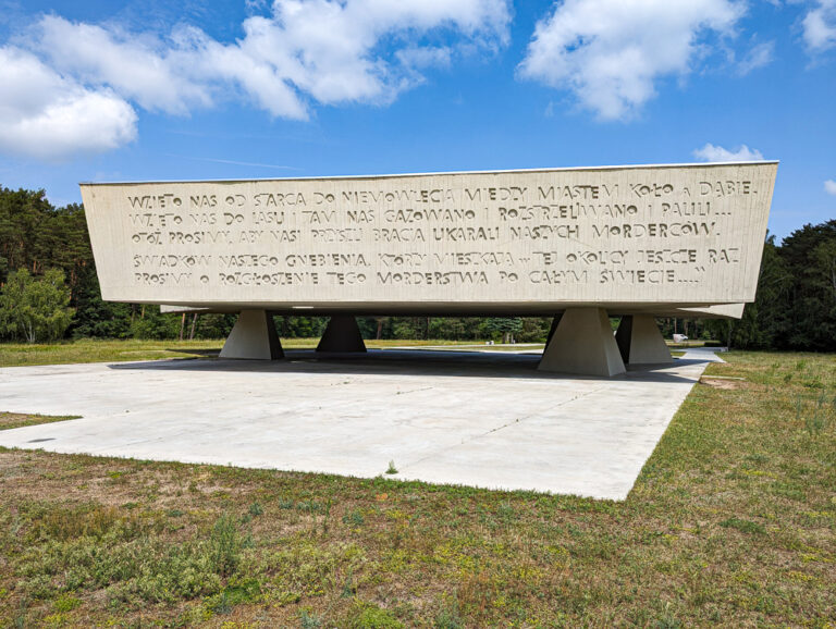 Quick Guide to Visiting Chełmno Extermination Camp Museum & Memorial