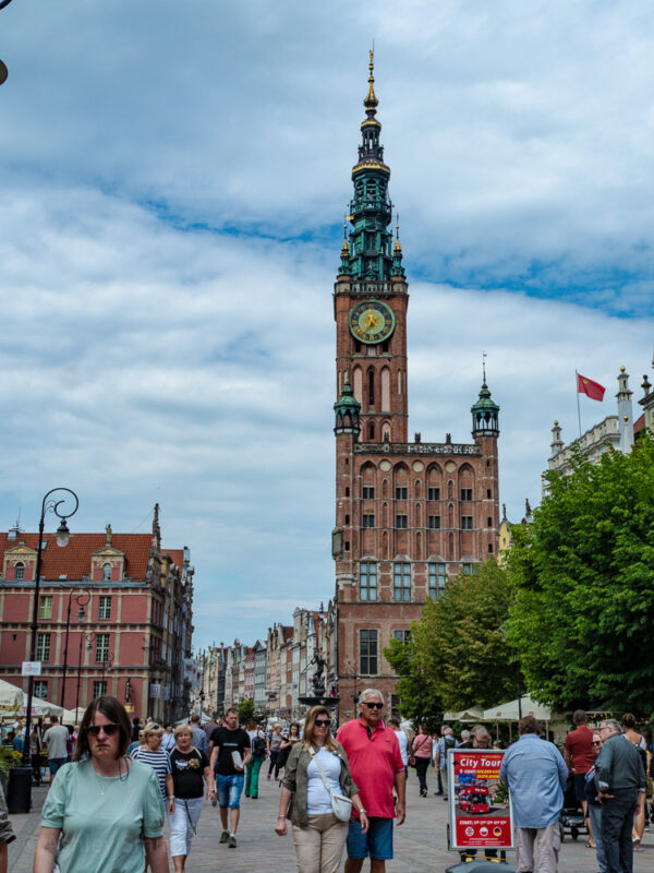 WWII Sites in Gdańsk, Poland: 21 Unforgettable Museums & More