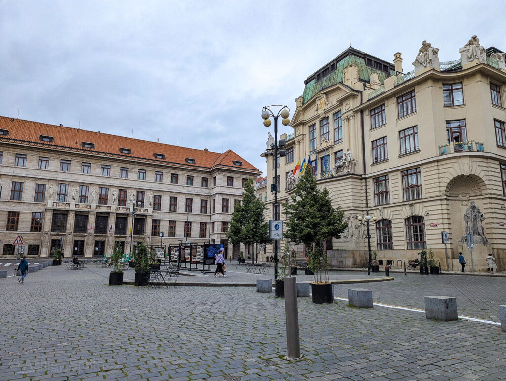 Prague WWII Sites: 24+ Interesting Museums & Historical Sites